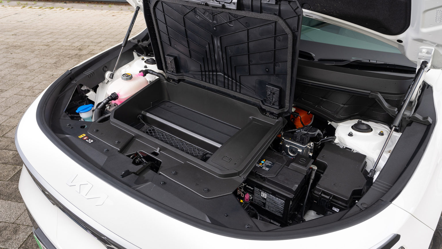 Can you jump-start an electric car?